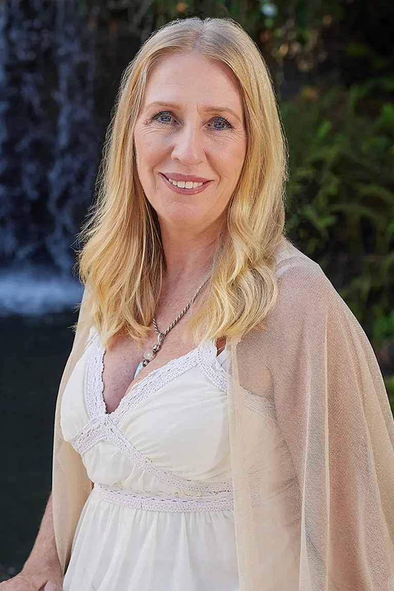 Higher Self Activation by Ariya Lorenz | Mindvalley